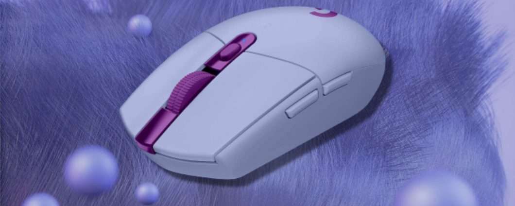 Logitech G305 e anche il mouse è in tinta PANTONE 2022