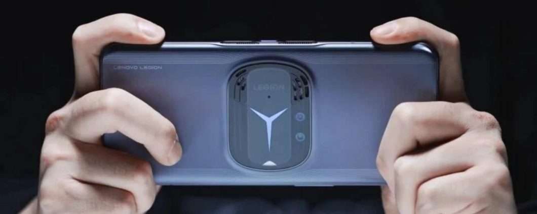 Lenovo sta dichiarando guerra a Redmi: Legion Y90 è una "bestia"
