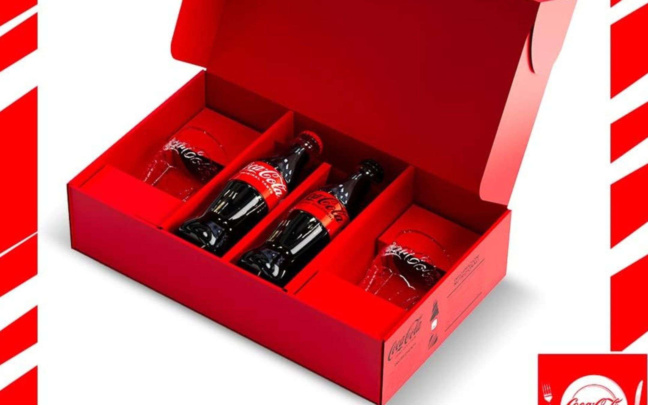 Coca Cola SPECIAL Box a 9,99€: 2 bottiglie e 2 bicchieri, sconto WOW (-38%)