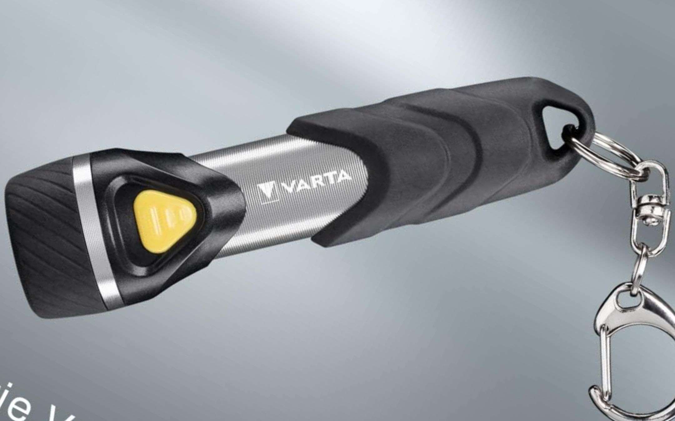 Torcia Varta a 2,99€ su Amazon: super compatta, ultra LUMINOSA (sconto 50%)