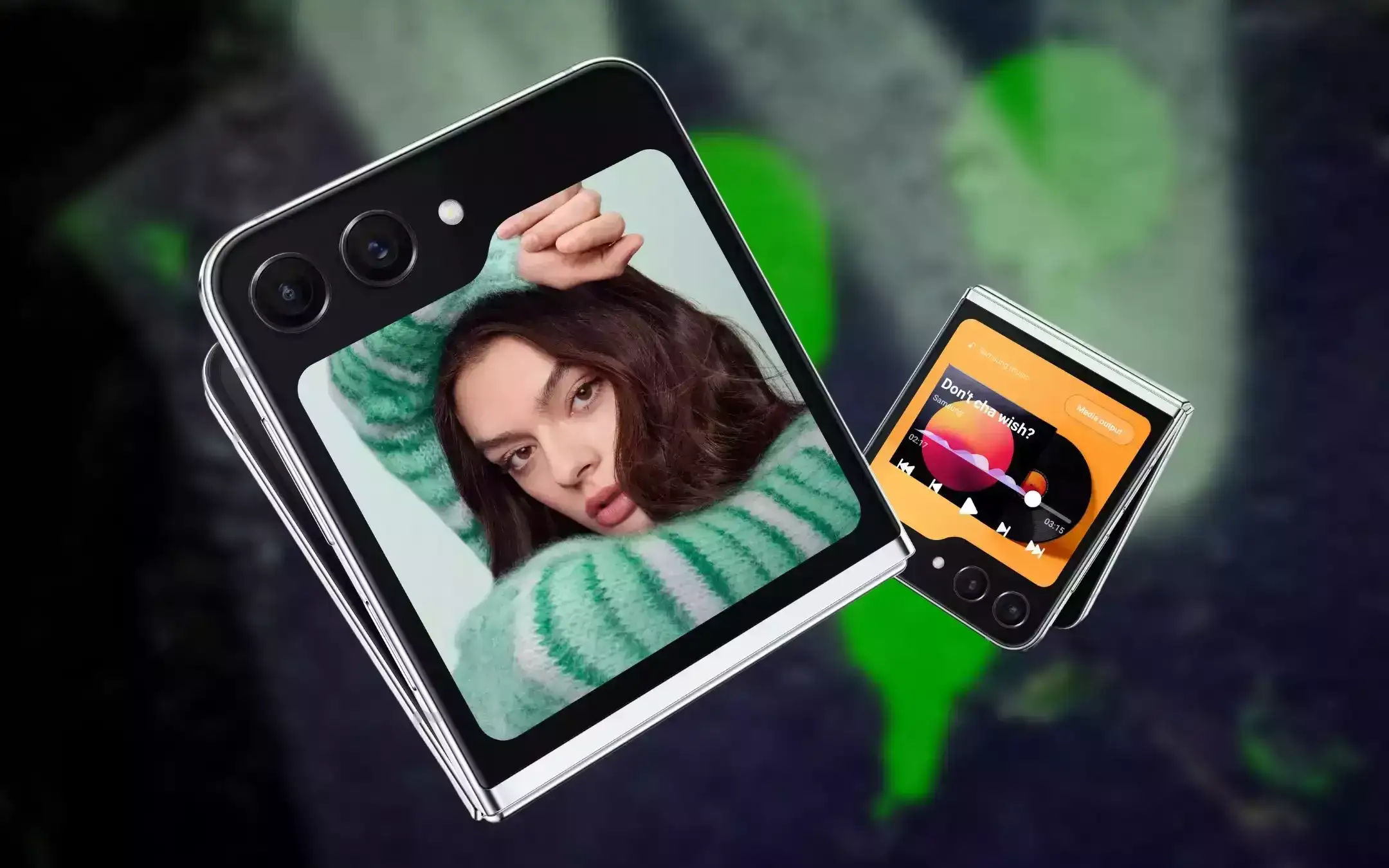 Samsung Galaxy Z Flip5 5G: clamshell compatto dalle alte prestazioni