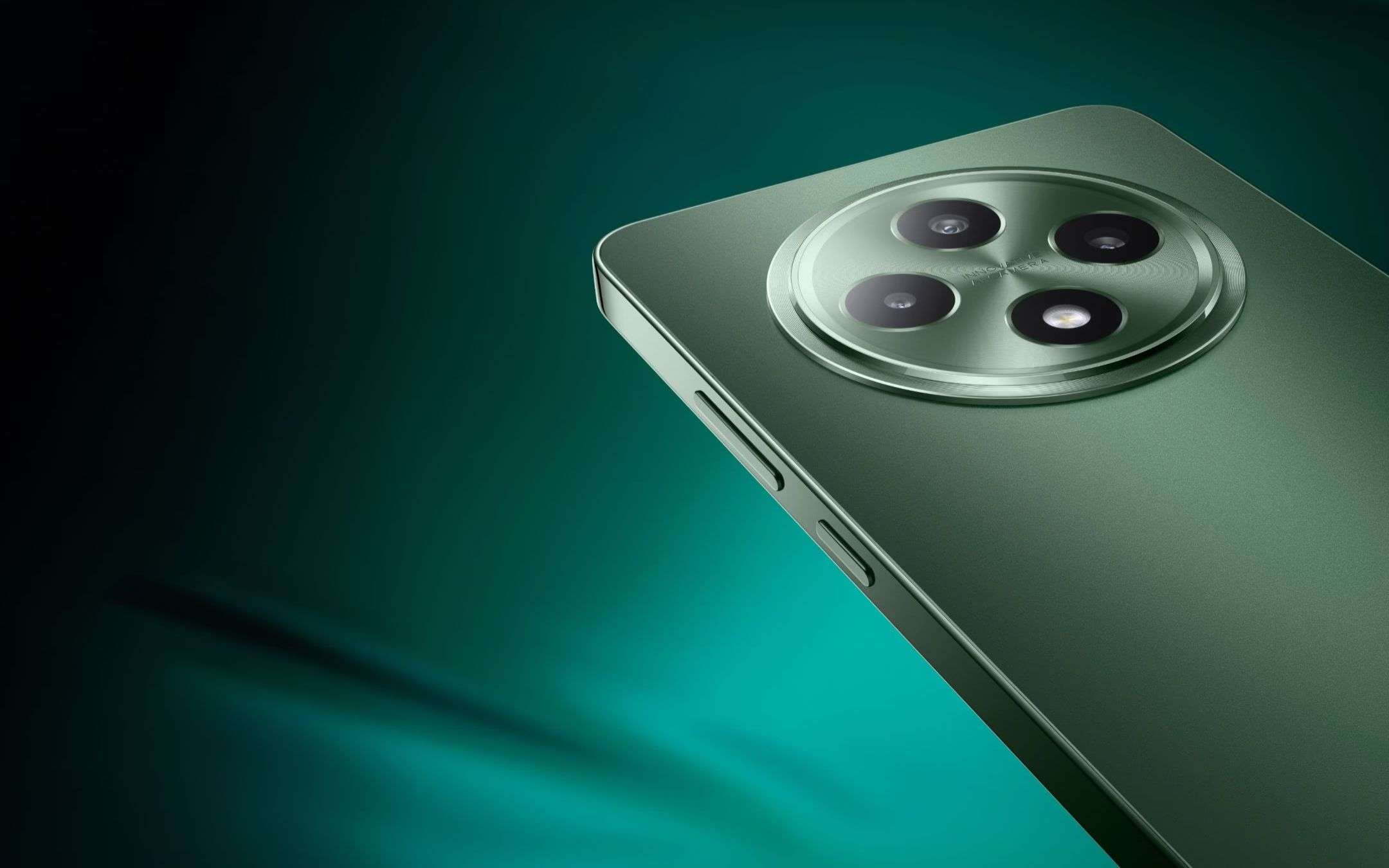 TRIPLA CAM, display AMOLED e tanta AI: OPPO Reno12 F 5G al 15% in meno ...