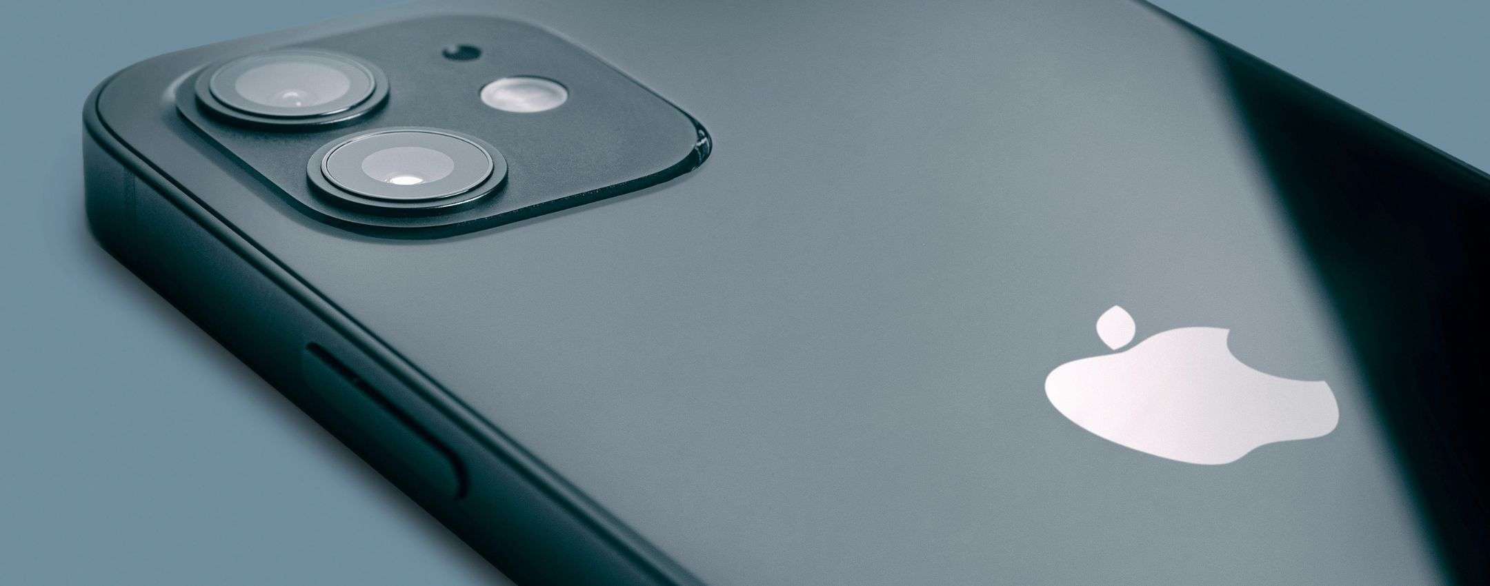 Il primo iPhone pieghevole potrebbe avere le stesse fotocamere del 16 Pro